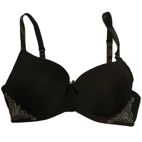 None | Intimates & Sleepwear | Black Bra Size 36d | Poshmark
